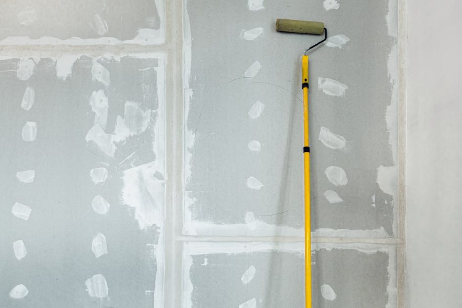 Drywall in renovation: pros and cons of the material - Useful Information